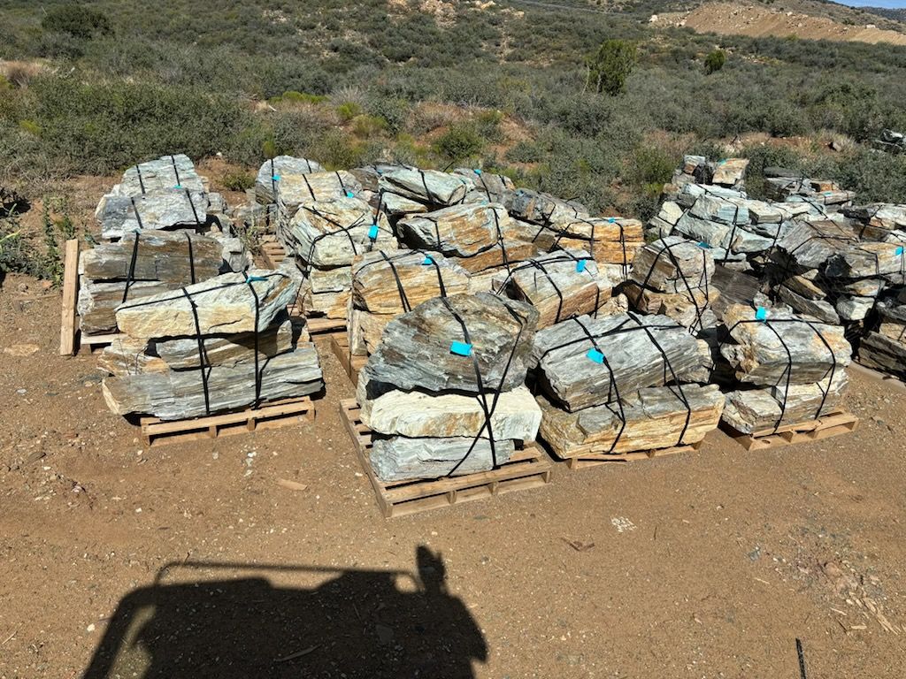 Boulders – Texas Hardscape Materials